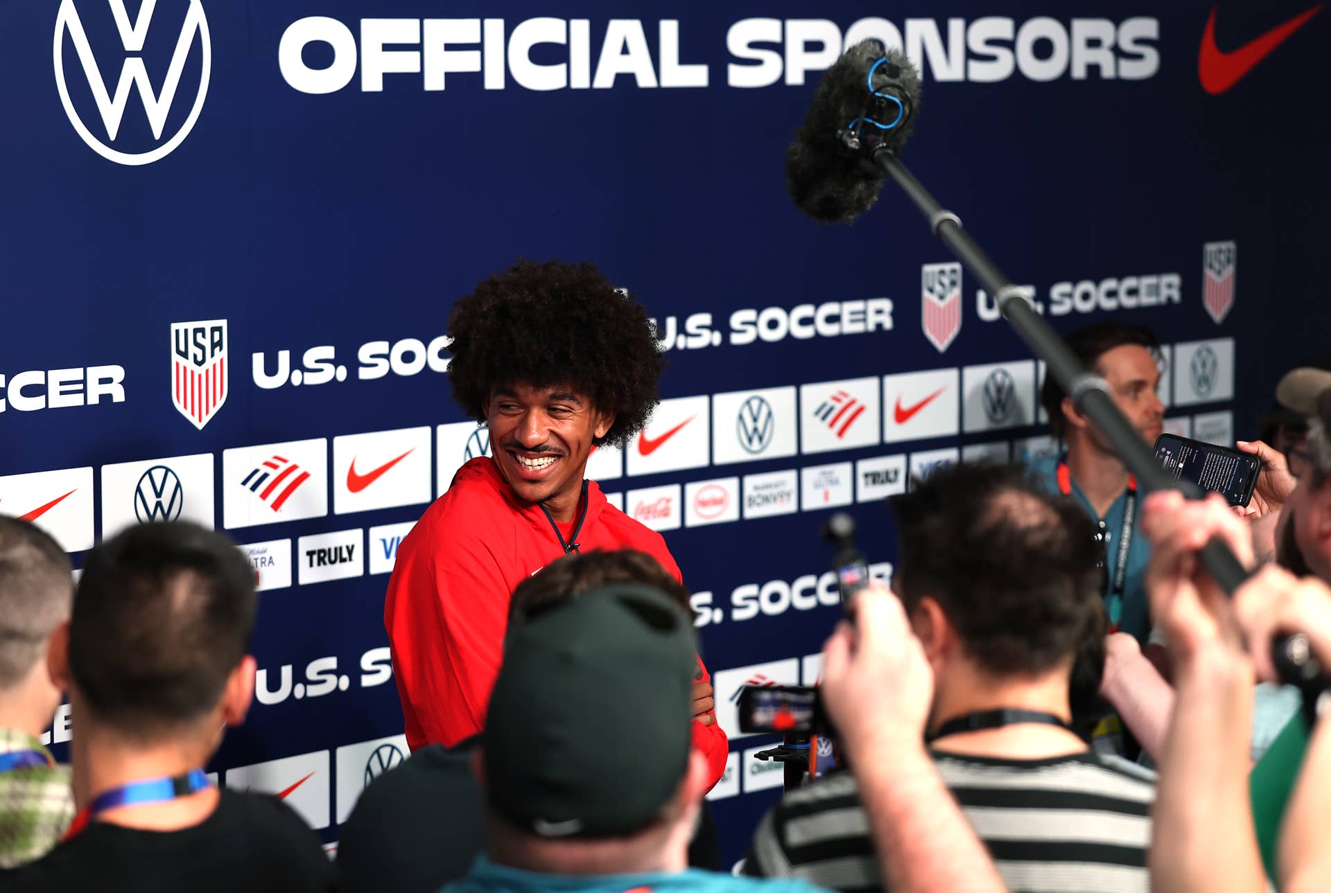 Mauricio Pochettino Provides Chris Richards Injury Update Days Before ...