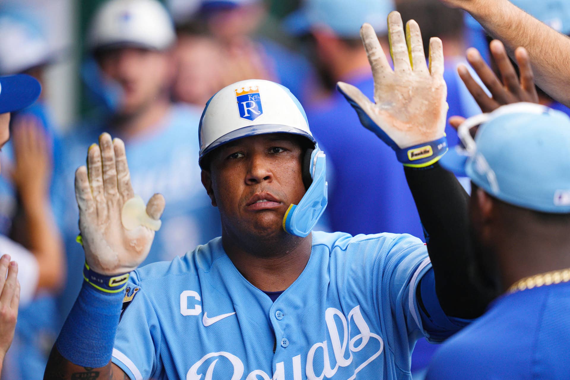 Salvador Perez Shares Update After Leaving Dodgers Game - Athlon