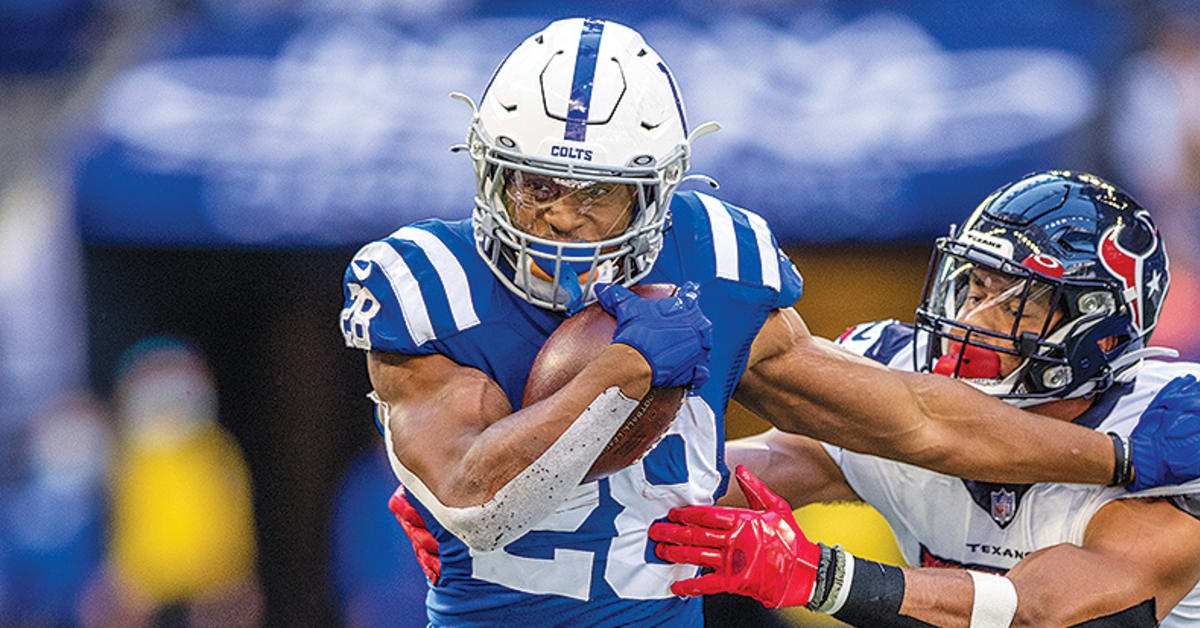 Stud Running Backs Will Break the Budget in Week 1 DFS Contests ...