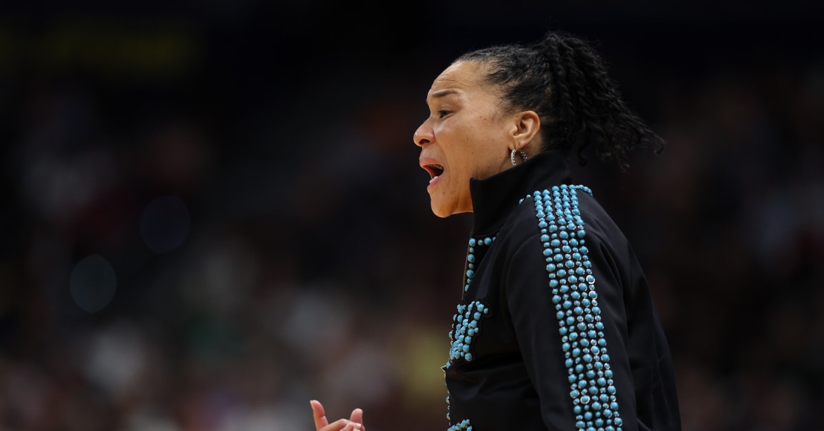 Dawn Staley Under Fire for Actions in South Carolina's NCAA Title Game ...