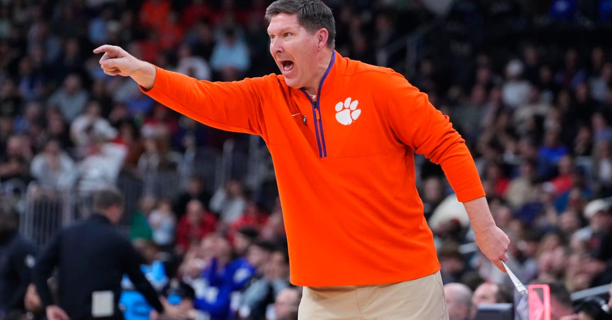 Clemson Eyes Rising 2026 Wing Dean Rueckert with Offer - Athlon Sports