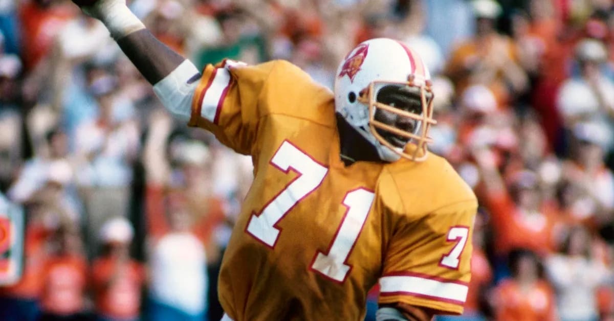 Controversial Ex Tampa Bay Buccaneers and Miami Dolphins Standout Randy ...