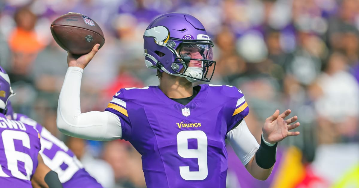 NFL: Are the Minnesota Vikings Taking a Big Risk with J.J. McCarthy? - Athlon Sports