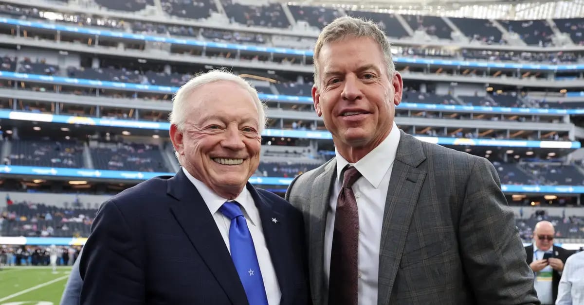 Dallas Cowboys Legend Troy Aikman Beats Out Tom Brady in Major TV Update - Athlon Sports