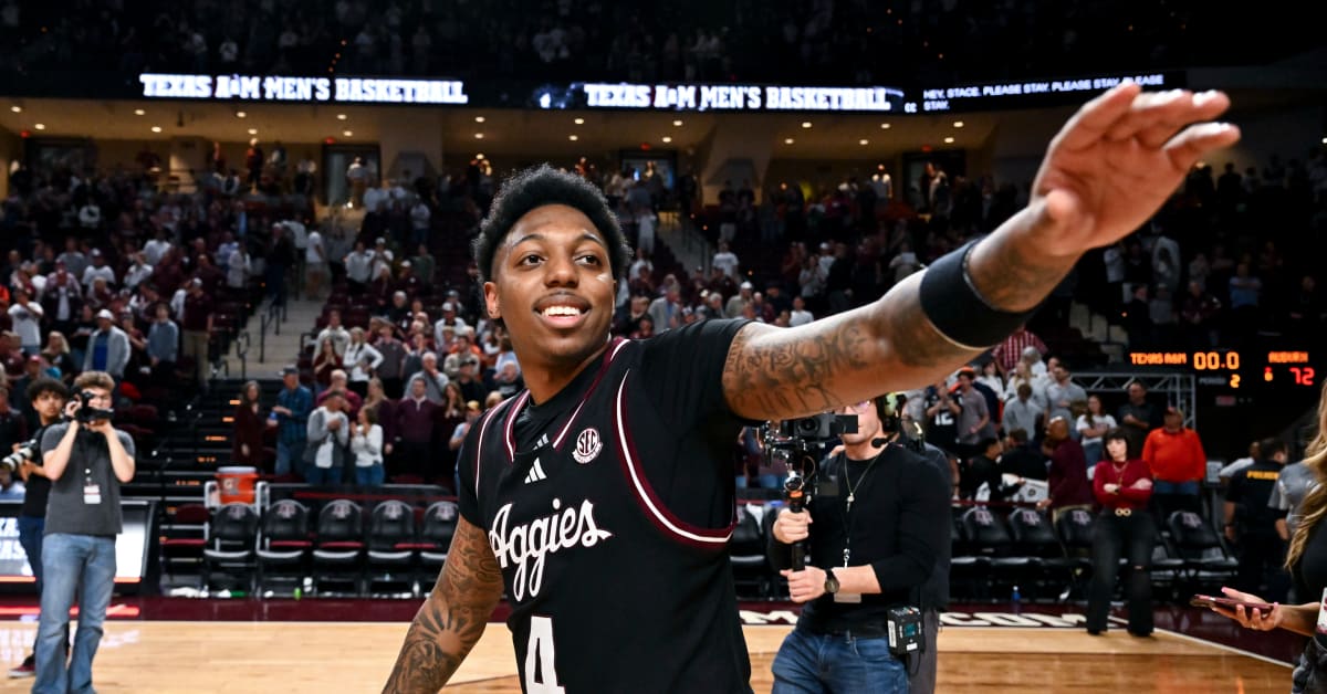 Texas A&M Star Wade Taylor IV Earns Major SEC Honor - Athlon Sports