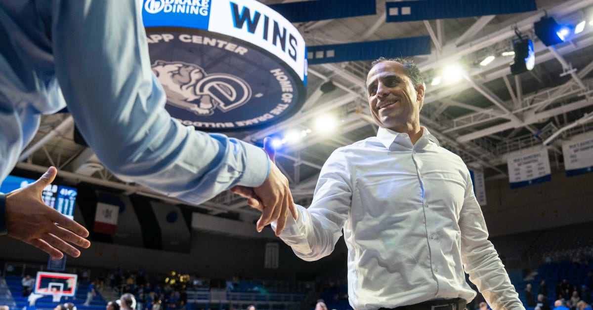 Coaching Phenom Ben McCollum Aims to End Missouri's Season - Athlon Sports