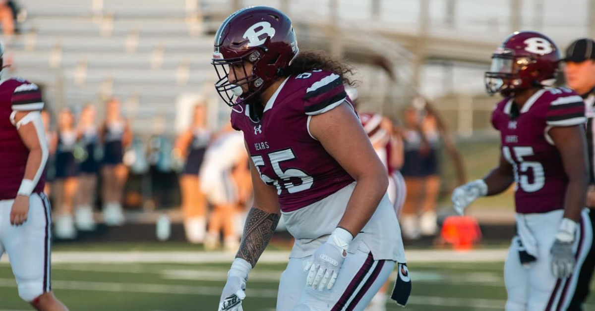 Notre Dame Commit Profile: Defensive Tackle Tiki Hola - Athlon Sports