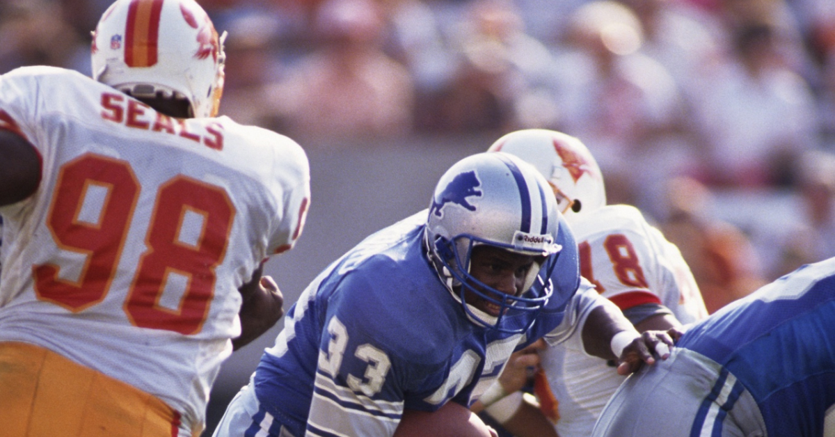 Ex Tampa Bay Buccaneers Defensive End Ray Seals Dies at 59 - Athlon Sports