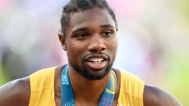 Quincy Hall - Athlon Sports