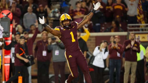 Darius Taylor - Athlon Sports