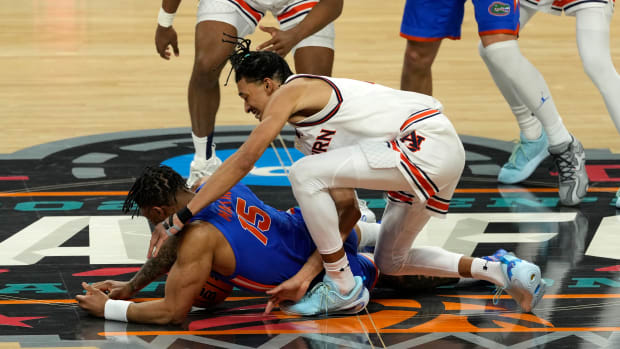 Athlon Sports | News, Stats, Expert Analysis and Predictions