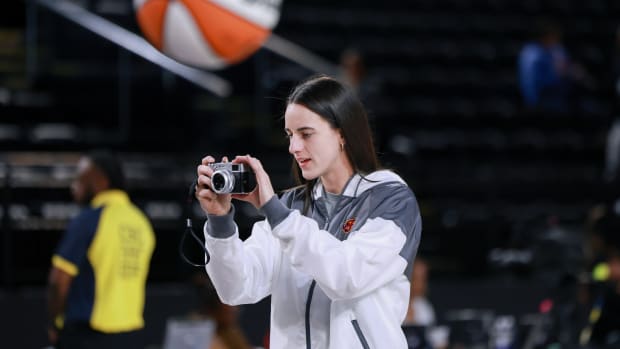 New Video of Caitlin Clark, Lexie Hull is Turning Heads - Athlon Sports