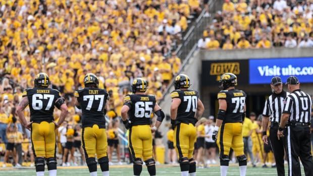 Iowa Hawkeyes - Athlon Sports