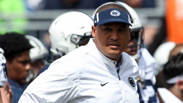 Quarterback Blake Hebert Commits To Notre Dame - Athlon Sports