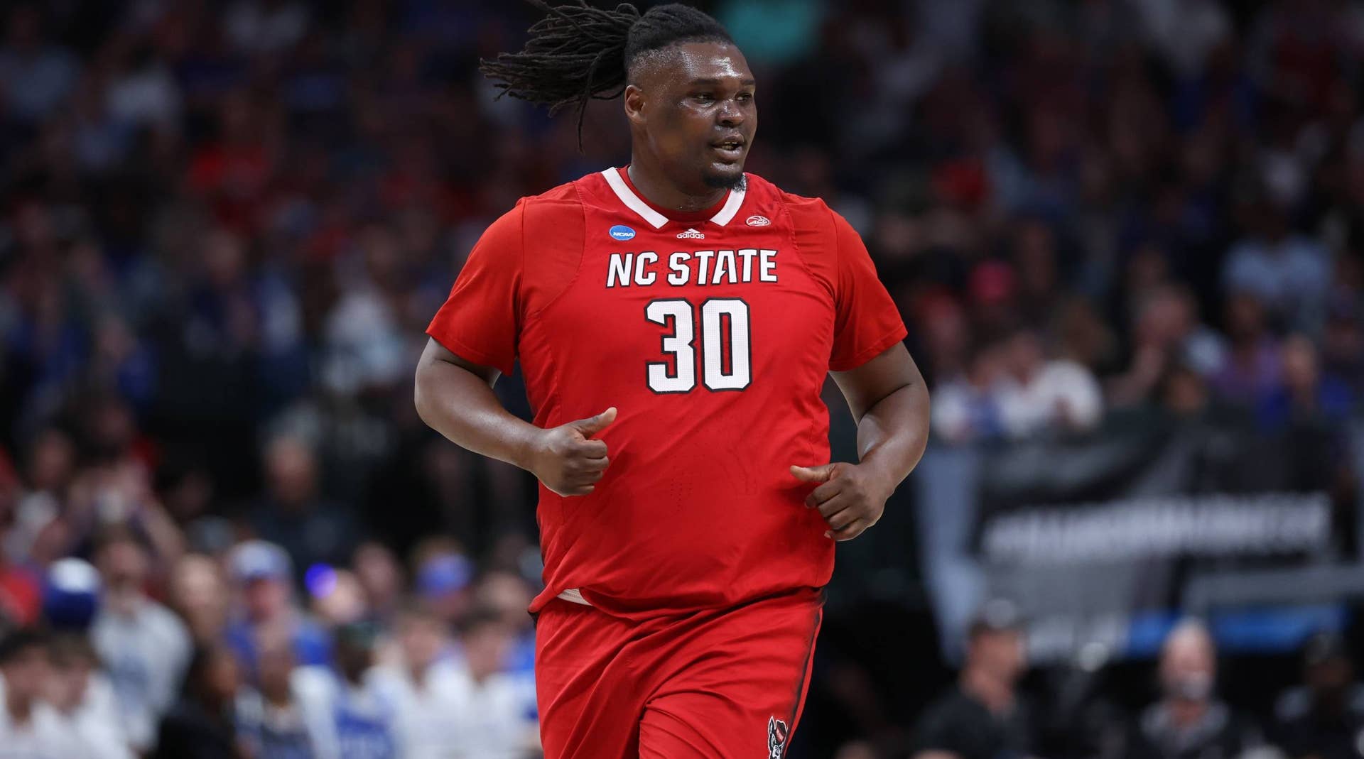 March Madness Star DJ Burns Signs With NBA Team After Draft Snub ...