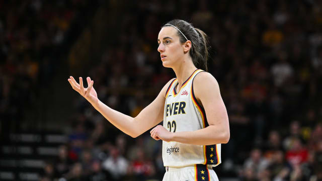 Cameras Capture Caitlin Clark’s Touching Gesture That Helped Teammate ...