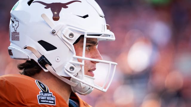 Where Arch Manning Lands in Latest Quarterback Rankings for 2025 ...