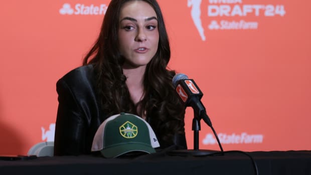 Fans In Disbelief Over Nika Muhl's Injury in Overseas Game - Athlon Sports