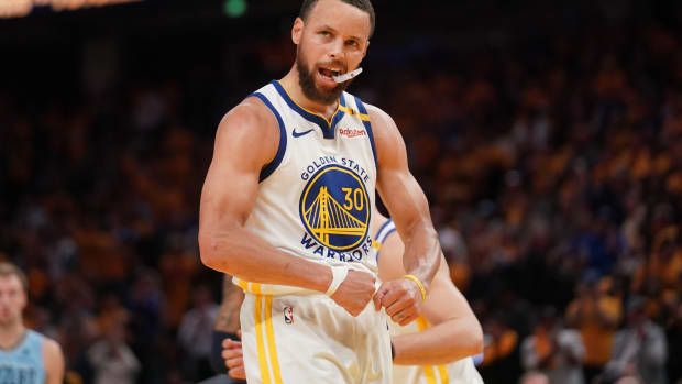 Warriors Make Historic Steph Curry Announcement During Rockets Game - Athlon Sports