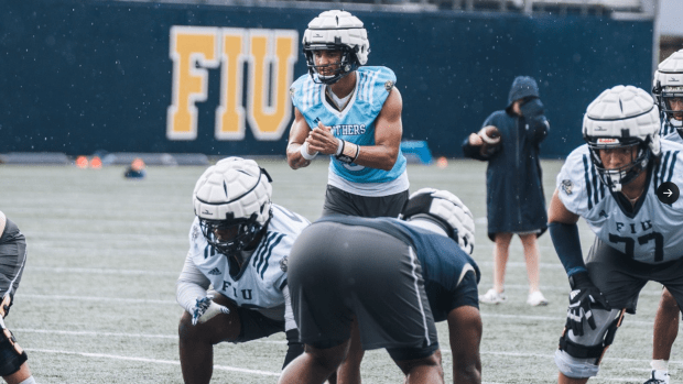 FIU Football: A Quarterback Competition is Nothing New for Grayson ...