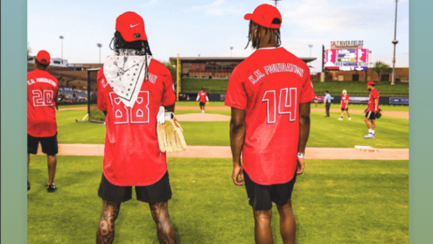 George Pickens Reacts to CeeDee Lamb’s New Post After Cowboys Move ...