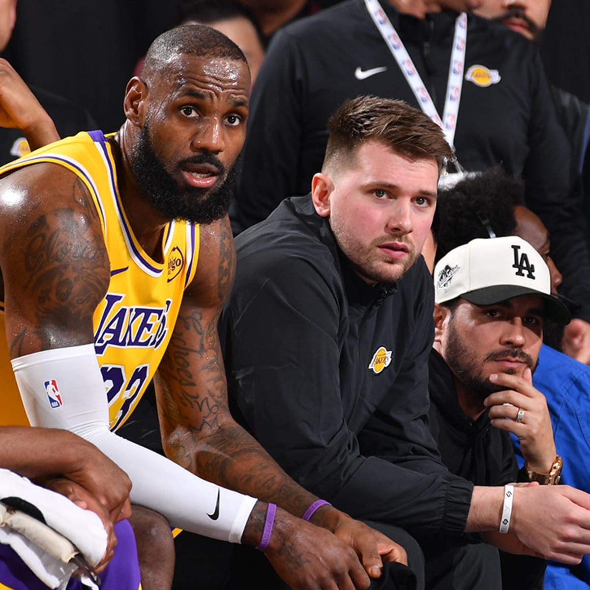在獨行俠老闆Patrick Dumont說出爭議發言後，LeBron發圖力挺新拍檔Doncic | NBA地域 | 籃球地帶 - FanPiece