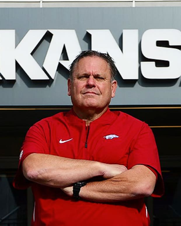 NFL Draft Sleepers: Teams Eye Arkansas WR Isaac TeSlaa as Potential Day ...