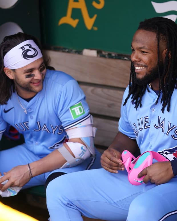 MLB Star Bo Bichette Gets Crucial Injury Update After Blue Jays' Fire ...