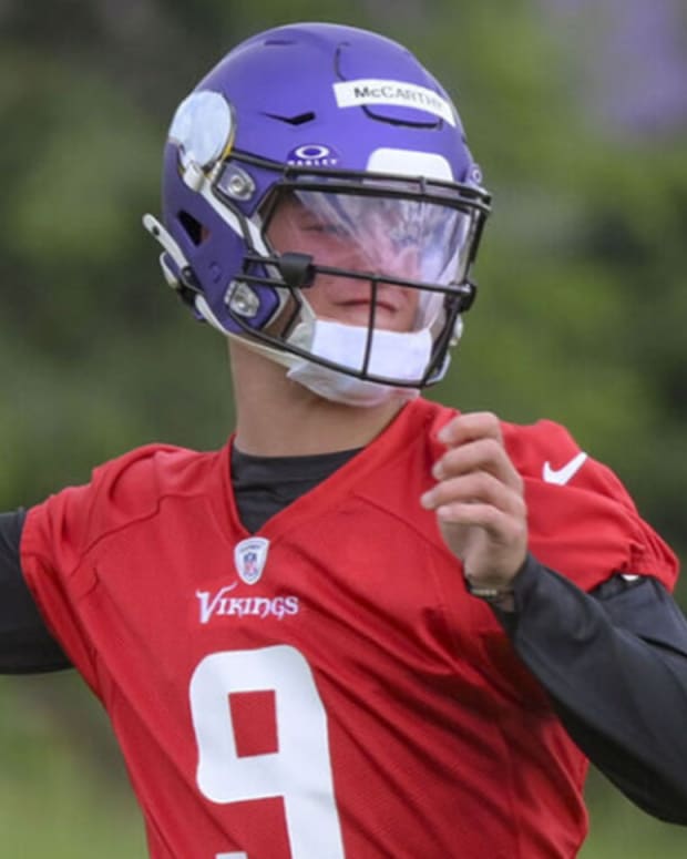 J.J. McCarthy's Old 2-Word Message on Aaron Rodgers May Be All Vikings ...