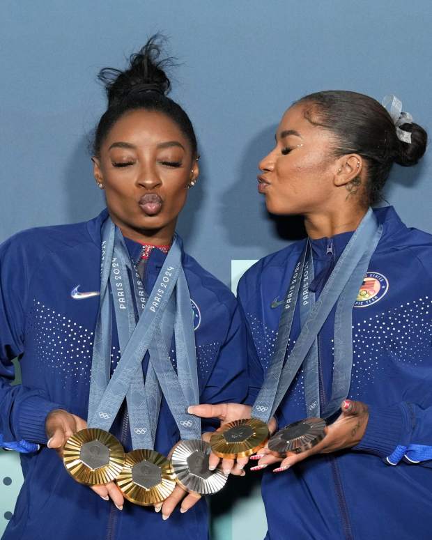 Simone Biles' Two-Word Reaction to Major Jordan Chiles News - Athlon Sports Simone Biles' Two-Word Reaction to Major Jordan Chiles News - Athlon Sports