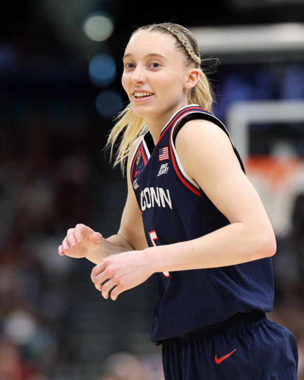 Paige Bueckers Breaks Silence on Leaving UConn With Emotional Message - Athlon Sports