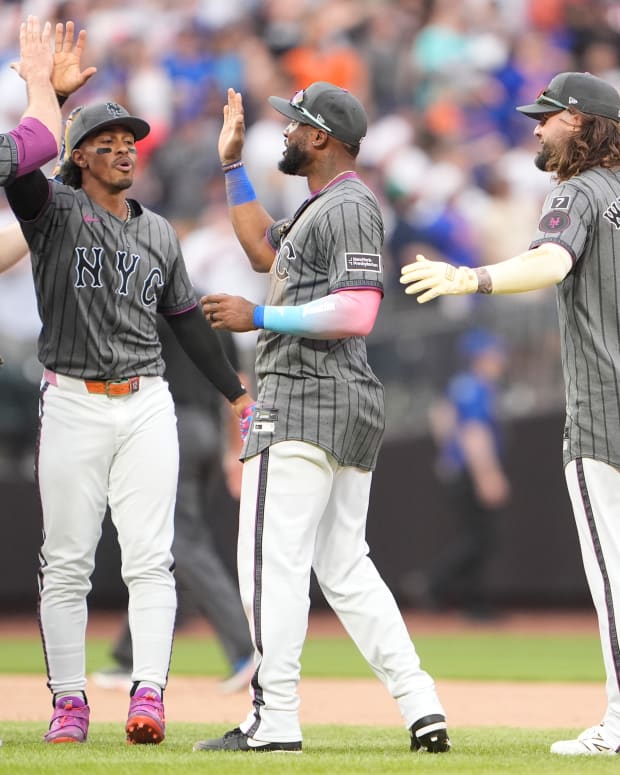 Francisco Lindor Delivers Emotional Message After Mets' Win Over Cubs - Athlon Sports