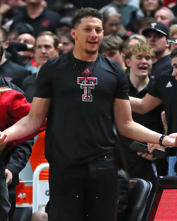 ESPN Under Fire Over Patrick Mahomes Move During Texas Tech-Houston ...