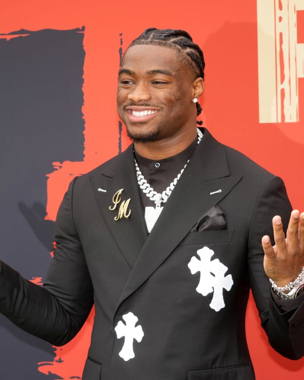 Seattle Seahawks Share First Look at Jalen Milroe in Action - Athlon Sports