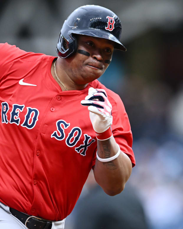 Alex Cora, Lucas Giolito Comment on Giolito's Red Sox Debut - Athlon Sports