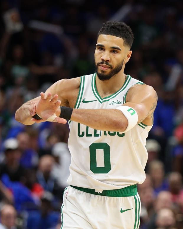 Joe Mazzulla Sends Clear Jayson Tatum Message After Celtics’ Loss to Knicks - Athlon Sports