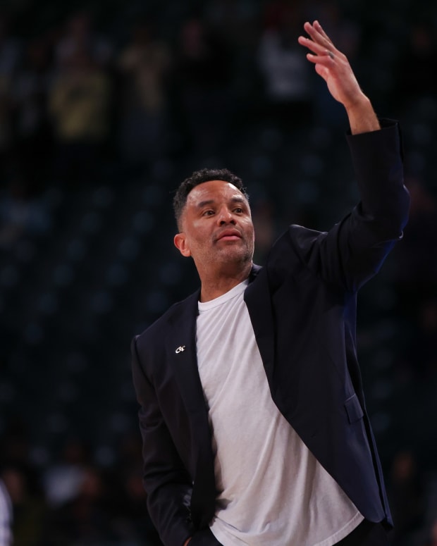 College Basketball Game Preview: North Carolina seeks sweep vs. Duke ...