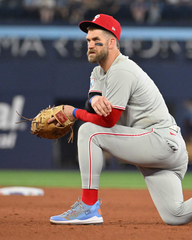 Meet the 2025 Philadelphia Phillies: RHP Joe Ross - Athlon Sports