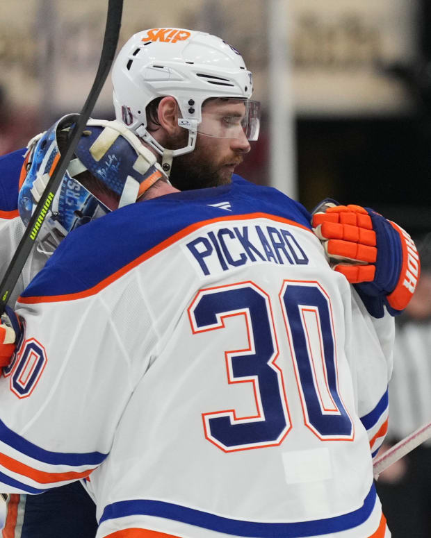 Oilers' Corey Perry Ties Old-Man NHL Record in Game 4 Win vs. Stars ...