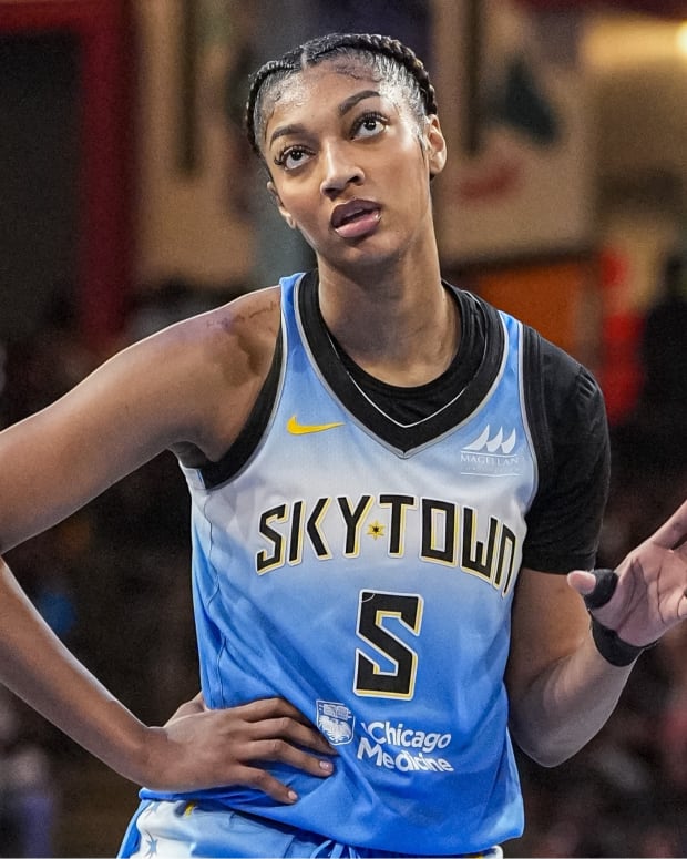 Angel Reese's First Post After Sky's Blowout Loss to Fever on Saturday - Athlon Sports