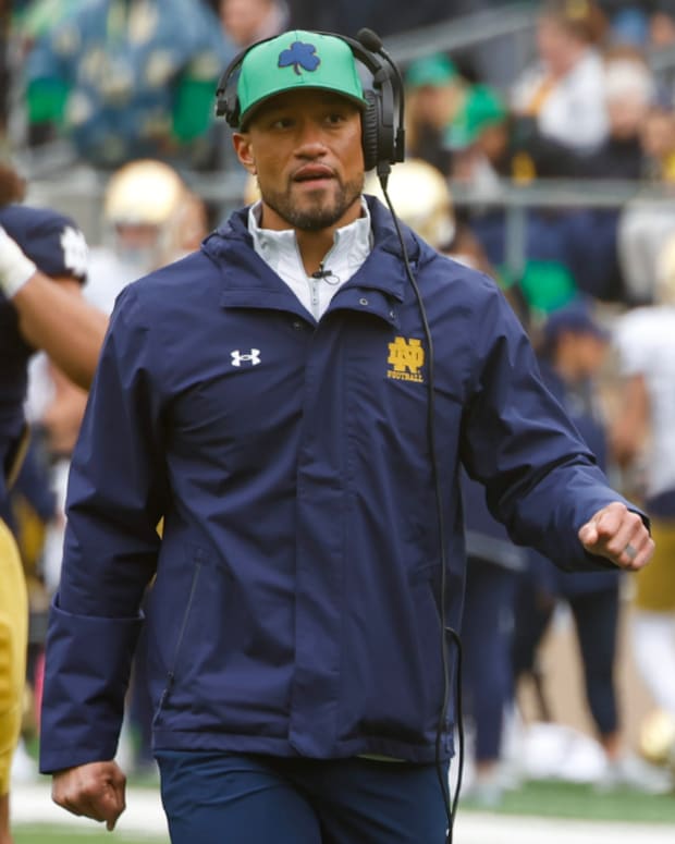 Notre Dame Head Coach Marcus Freeman Updates Injuries To CJ Carr, Tae ...