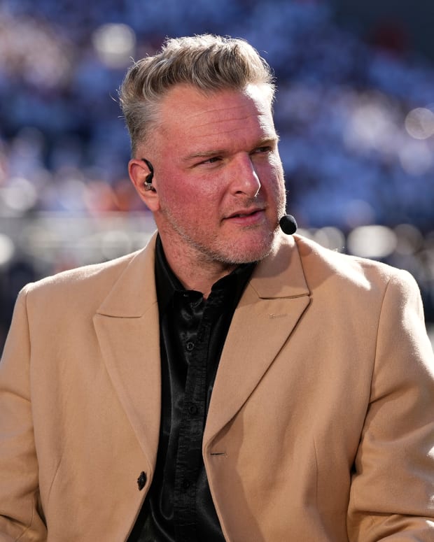 Pat McAfee Issues 5-Word Reaction to Colts Announcement - Athlon Sports