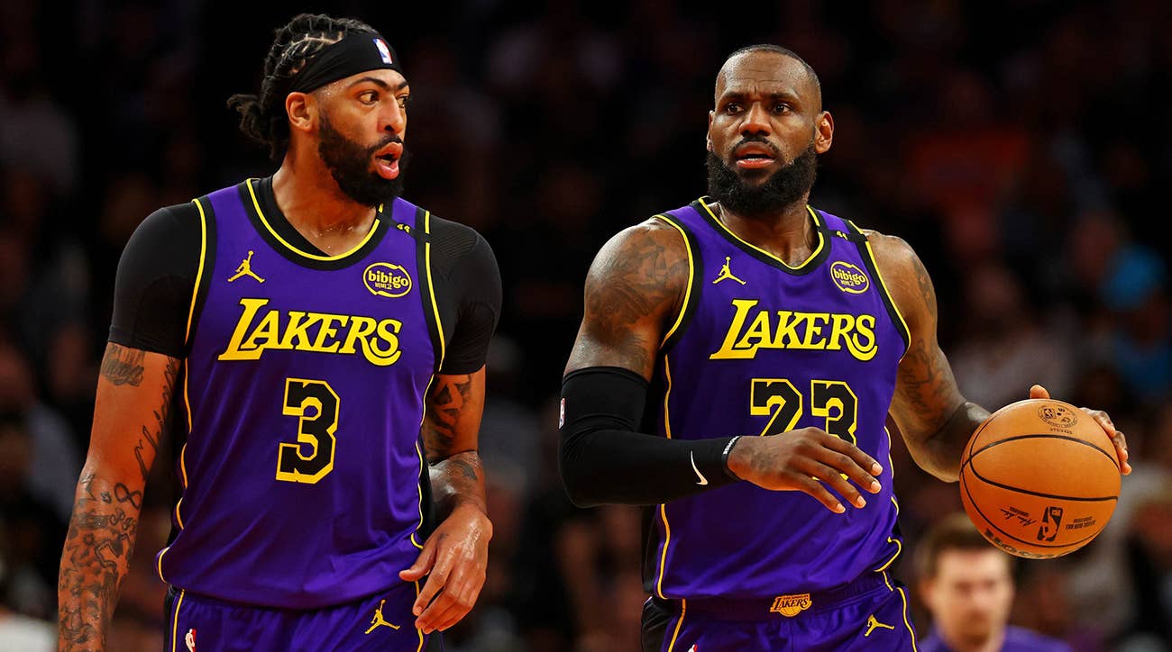 LeBron James' Big Dunk on Tuesday Leaves Fans in Disbelief - Athlon Sports