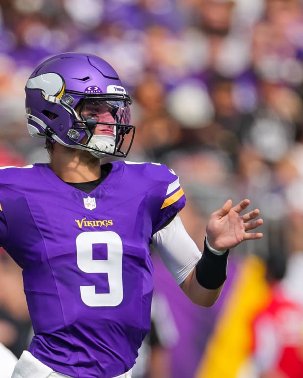 Vikings Get Concerning J.J. McCarthy News After Injury - Athlon Sports