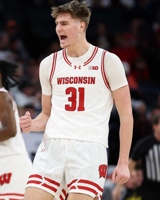Wisconsin Basketball Program Makes Greg Gard Announcement - Athlon Sports