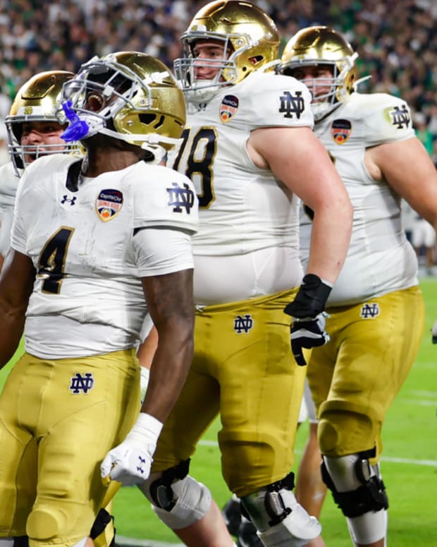 Kenny Minchey Will Be A Force In The Notre Dame Quarterback Battle - Athlon Sports