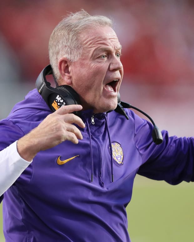 Explaining Why College Football Is Better Than The NFL - Athlon Sports