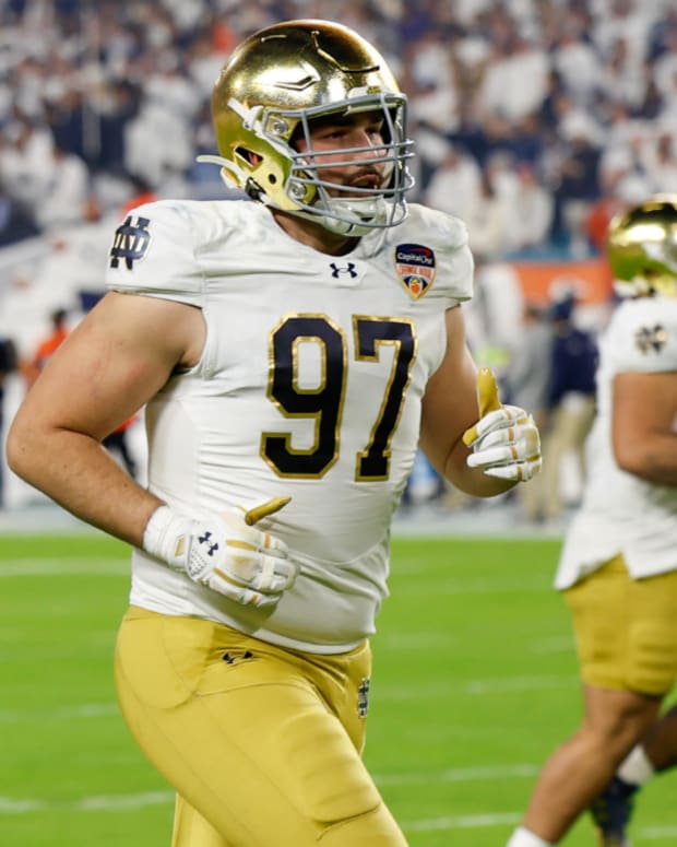 Notre Dame Transfer Malachi Fields Named A Top Wide Receiver Portal Pickup For 2025 - Athlon Sports