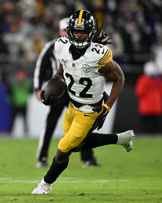 Chargers Encouraged to Sign Six-Time Pro Bowl WR in Free Agency ...