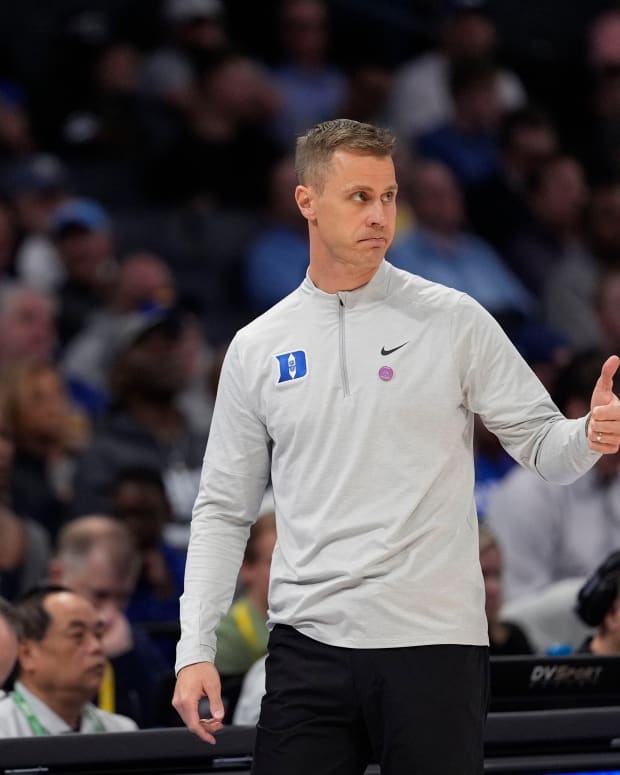 Duke WBB Coach Named FIBA Women's HC - Athlon Sports